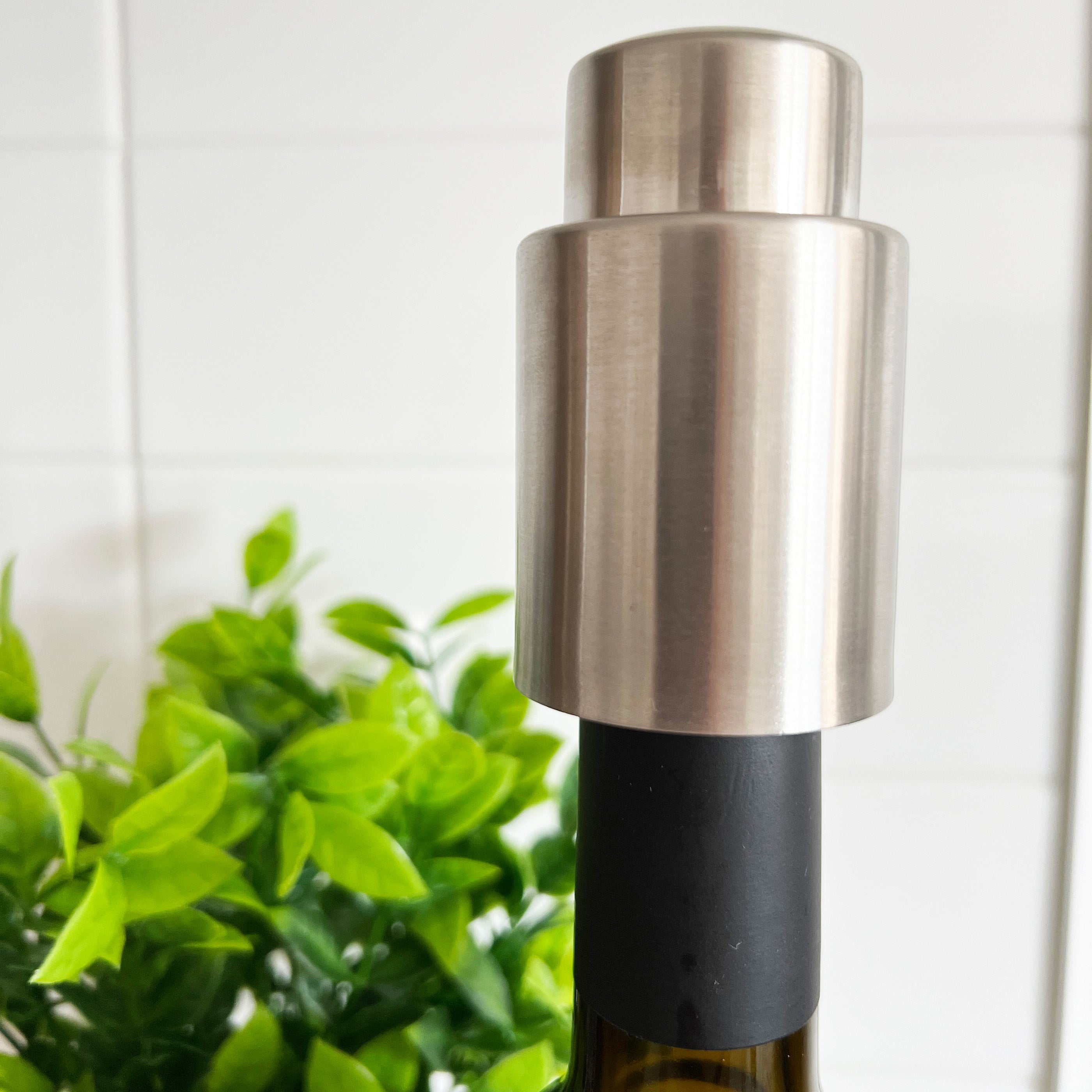 Wine pump stopper | Wine accessories | Boutique Kozy